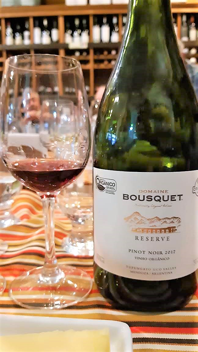 Belo Pinot Noir na Taça, Domaine Bousquet Reserva. | Falando de Vinhos ...